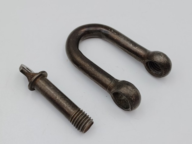 Shackles Antique Plated Finish