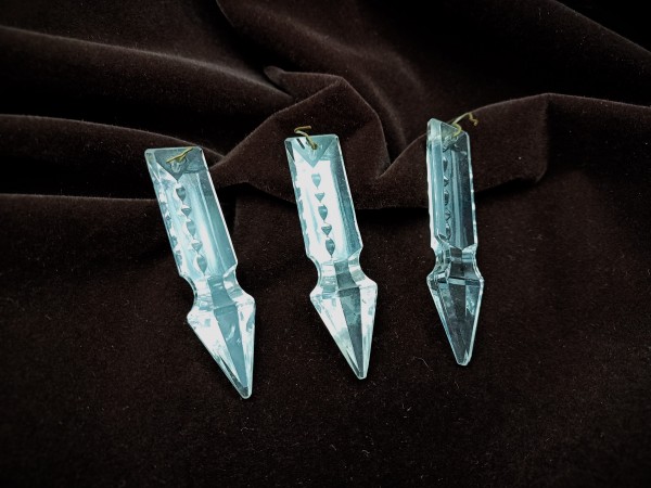 Vintage chandelier half albert drops